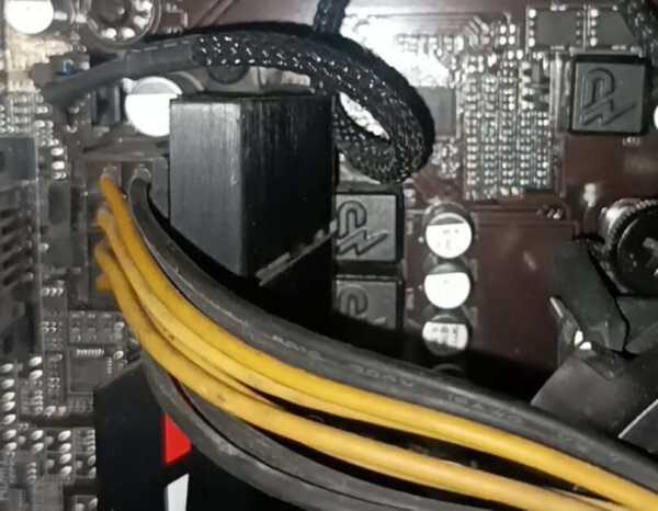 How to Differentiate 8-Pin ATX vs 6-Pin Graphics Card Connectors